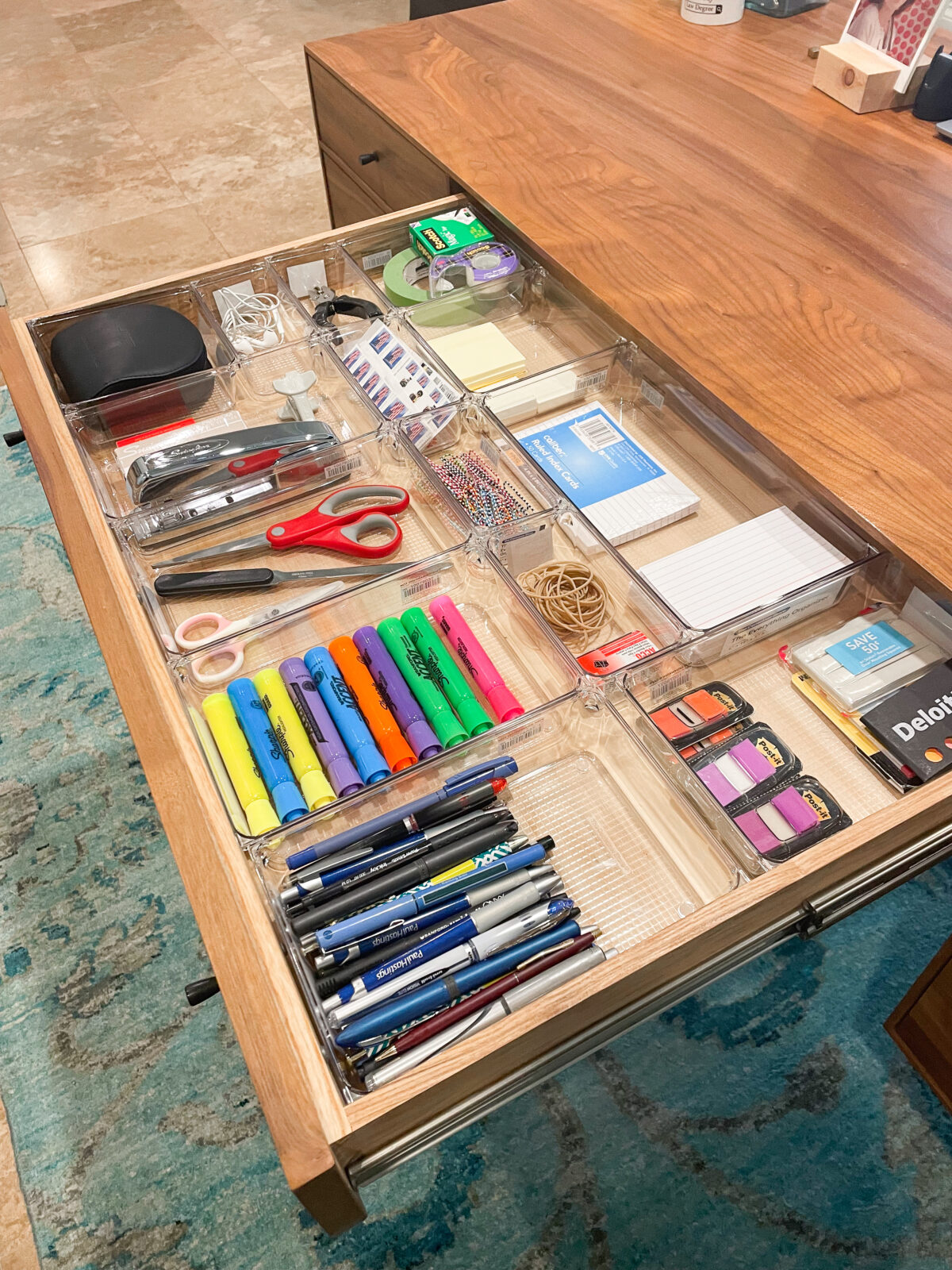 How to Declutter Your Home: A Step-by-Step Guide